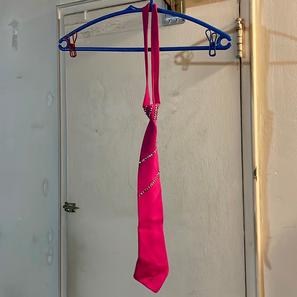Pink Rhinestone Tie - Gem